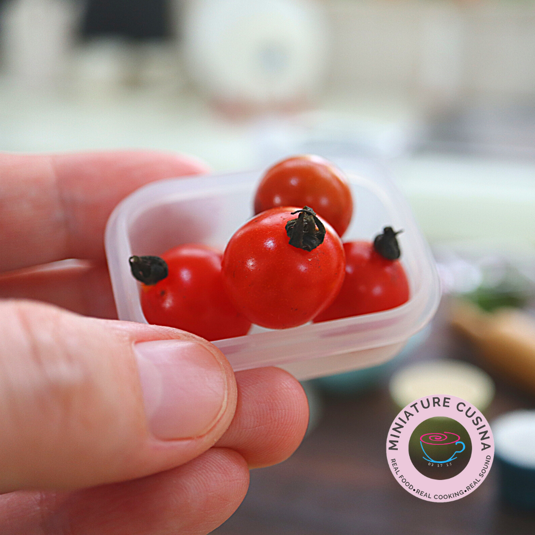 Miniature Tupperware Vintage Collection Frozen Yellow Lid [Keychain ...